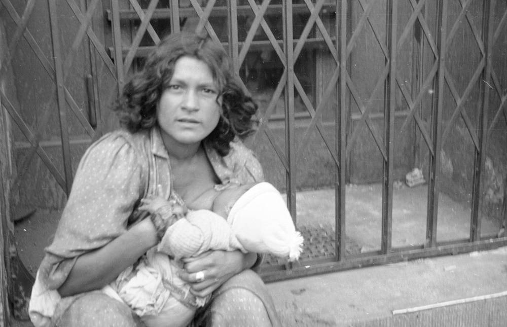 Samotne matki w PRL | CiekawostkiHistoryczne.pl